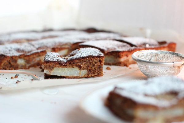 Nougat and pear sheet cake recipe. – LOOK WHAT I MADE ...